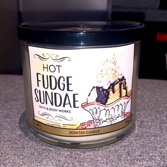 Bath & Body Works | Accents | Bath Body Works Hot Fudge Sundae 3 Wick ...